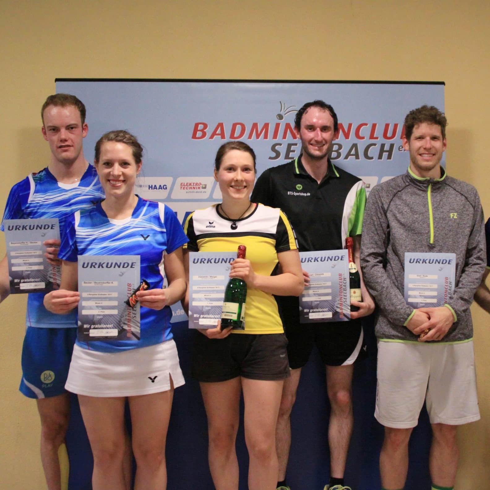 Ranglistenturnier Seelbach: 3 Mal Podest für den BC Hochdorf - Badminton Club Freiburg-Hochdorf